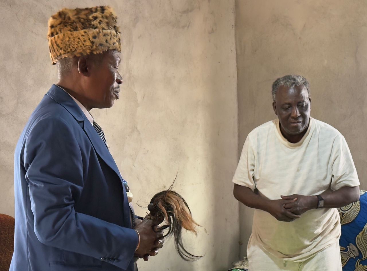 RDC: Au Tanganyika, Sa Majesté Joseph Mukungubila Mutombo accorde une ...